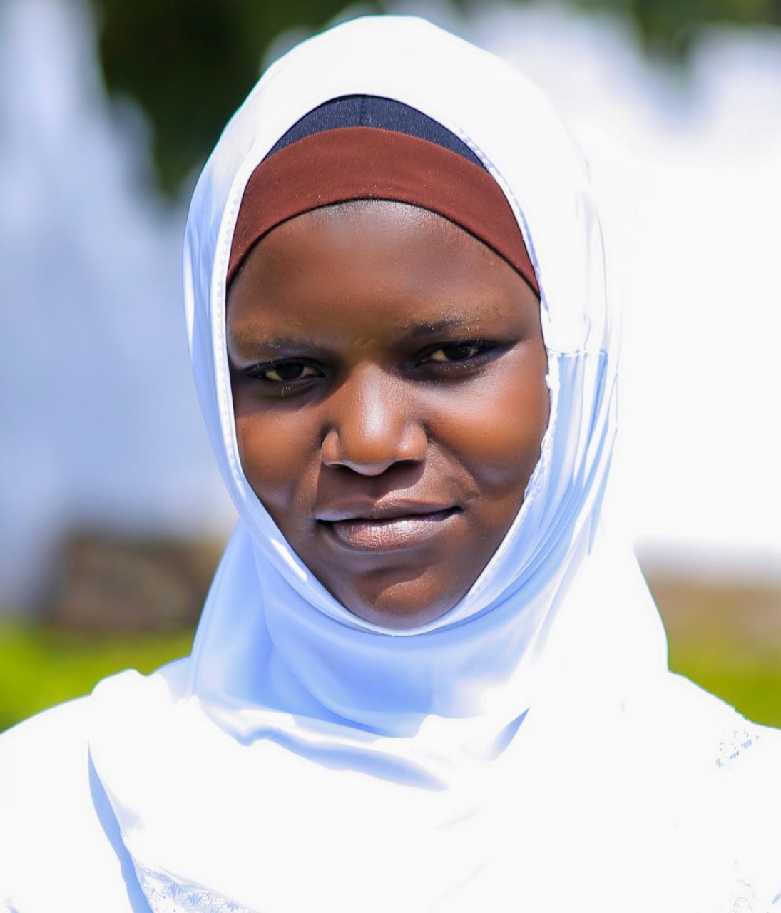 بلاتنيوم - تفاصيل العاملة